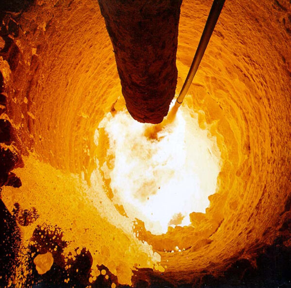 Durable refractory products for the mineral processing industry