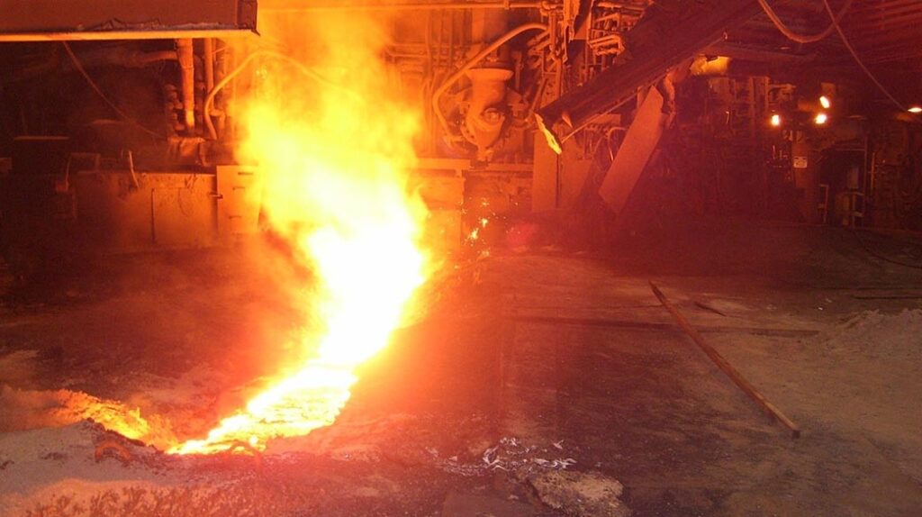 Taphole Clay: Products for applications in alloy furnaces.