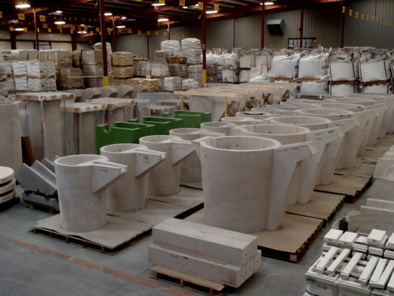 Precast shapes for the foundry industry